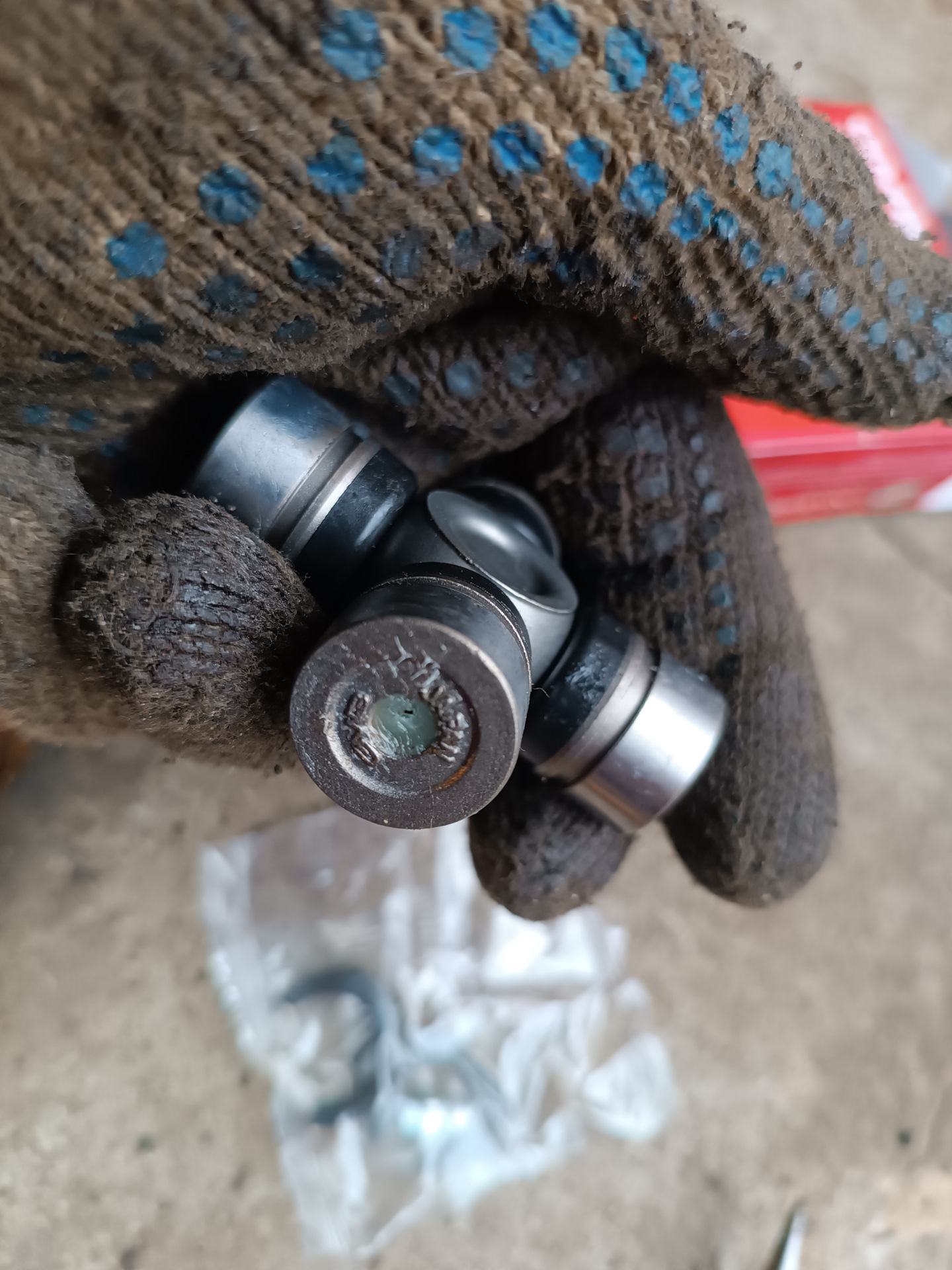 Замена крестовины кардана Рено Дастер. Крестовины GMB Gun-28 — Renault ...