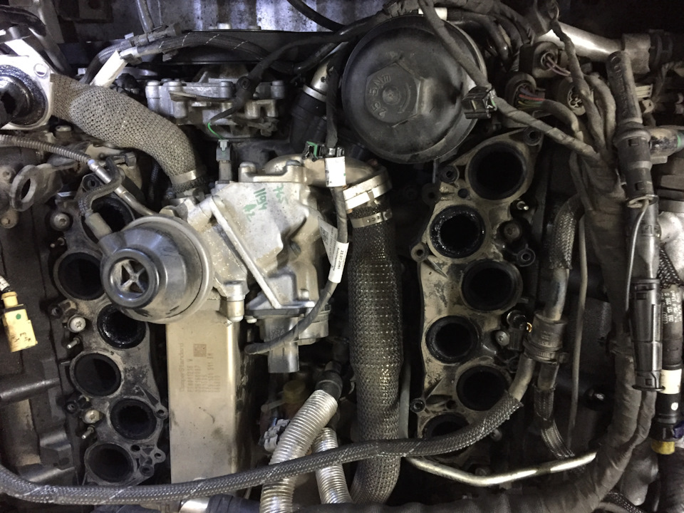 Течь запорного клапана ОЖ на Q7 4M — Audi Q7 (1G), 3 л, 2011 года ...