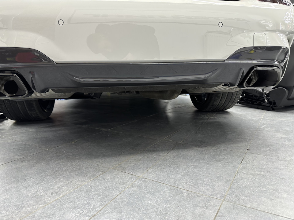 Установка оригинального диффузора M340 — BMW 3 series (G20), 2 л, 2020 ...