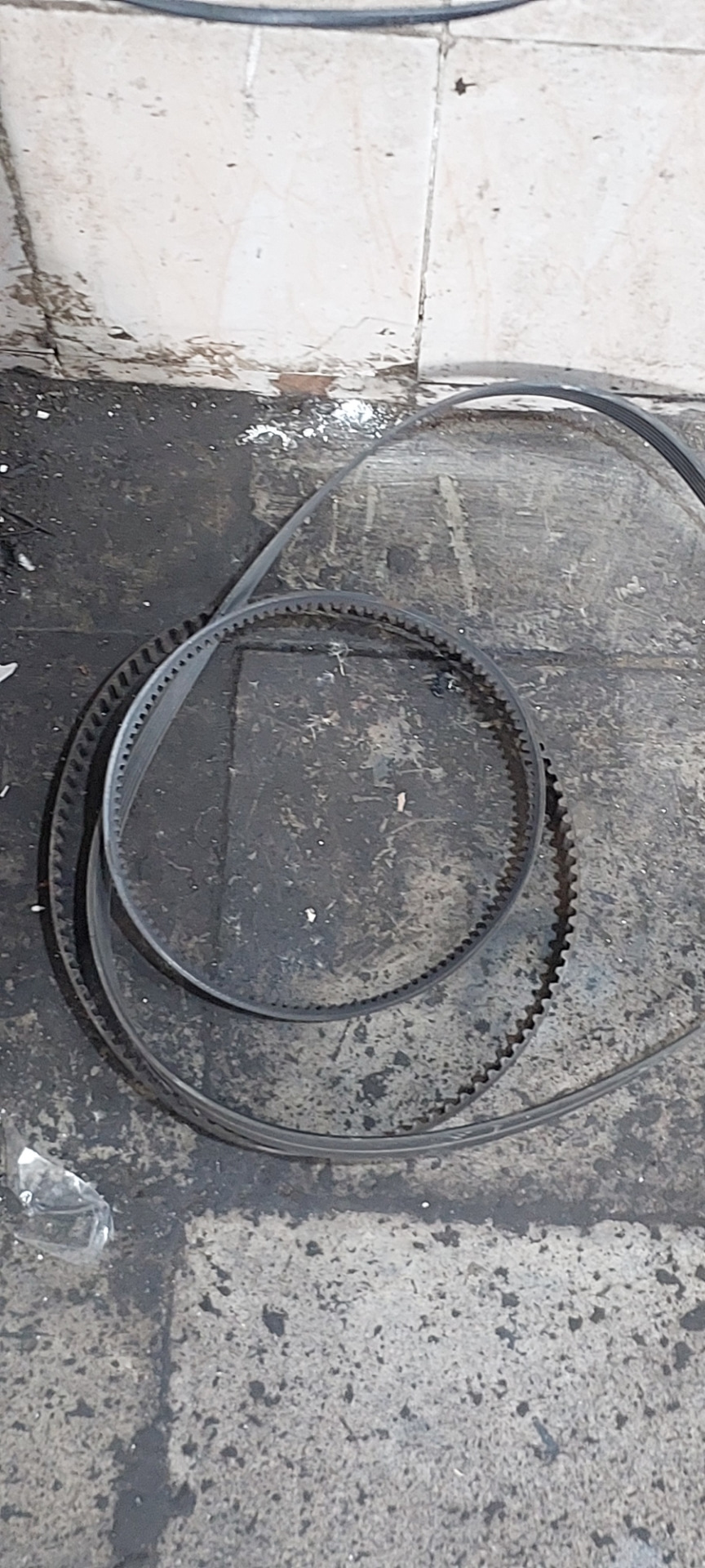 Замена ремней, свечей зажигания, кнопок сигнала на руле — Chery A13, 1 ...