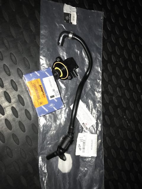 A2710180729 Клапан масляной трубки Mercedes | Запчасти на DRIVE2