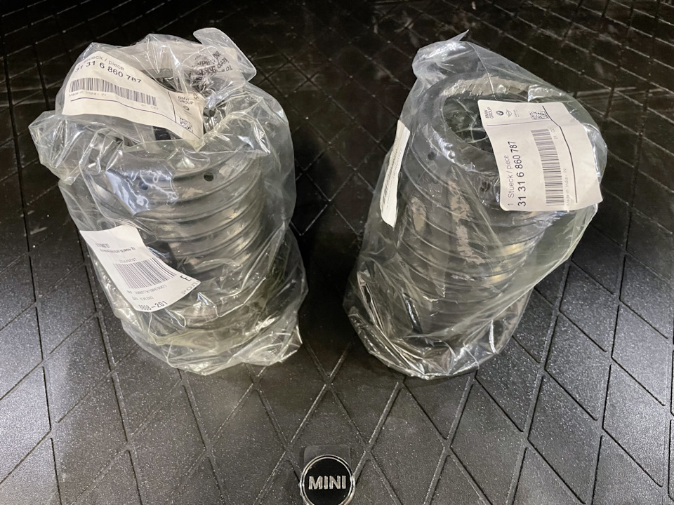 Замена пыльников — MINI Clubman S (2G), 2 л, 2015 года | визит на ...