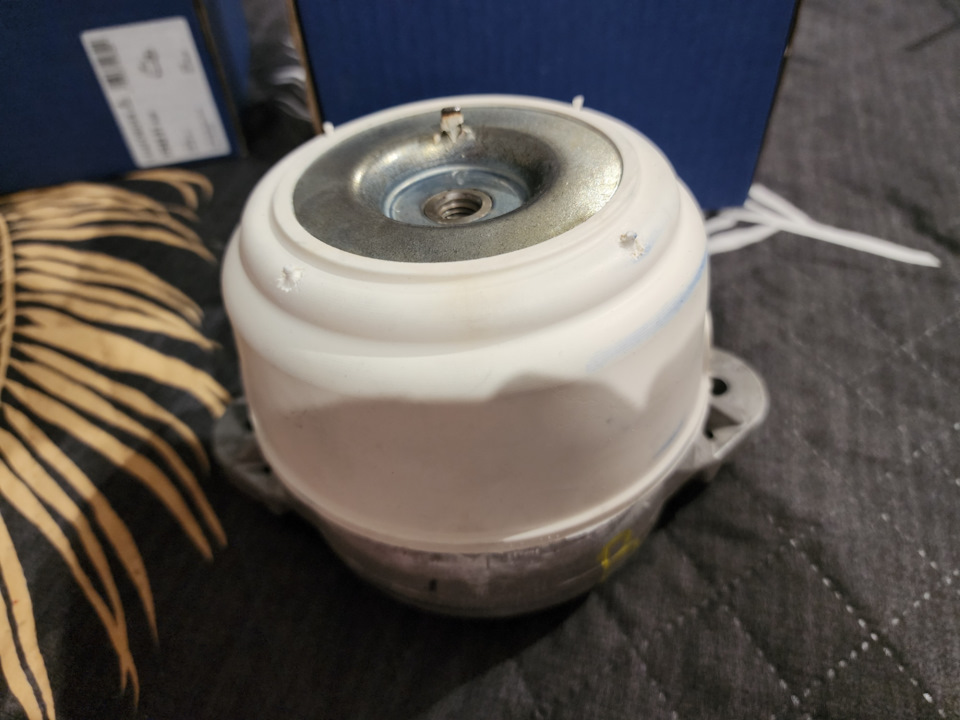 Замена подушек двигателя — Mercedes-Benz GLK-Class (X204), 2 л, 2014 ...