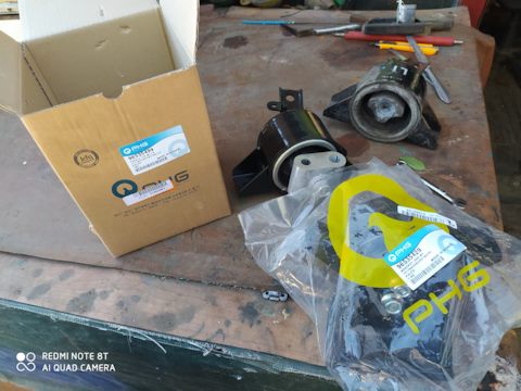 96535499 Опора двигателя (КПП) задняя левая / Chevrolet Aveo 03~ GM ...