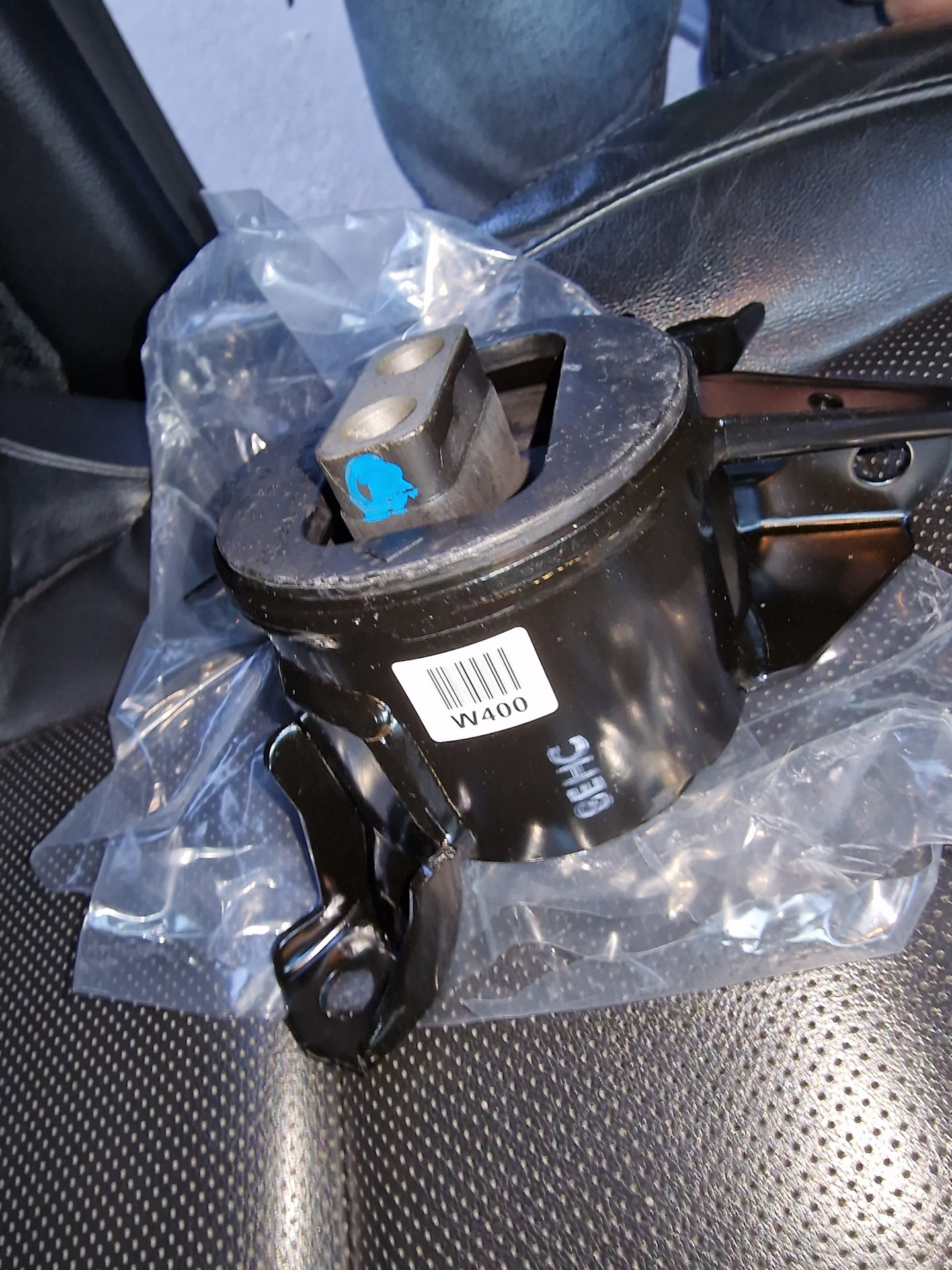 Запись 117 — замена левой опоры двигателя (АКПП) — Hyundai Grand Santa ...