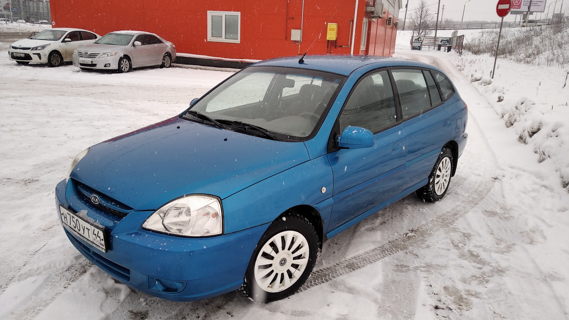 KIA Rio (1G) 1.5 бензиновый 2004 | на DRIVE2