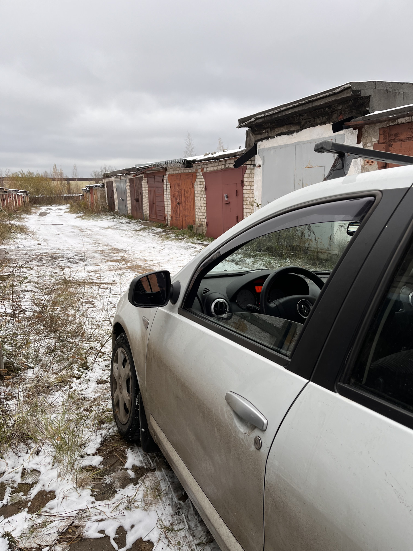 Лето-зима — Renault Sandero 1G, 1,6 л, 2013 года | шины | DRIVE2