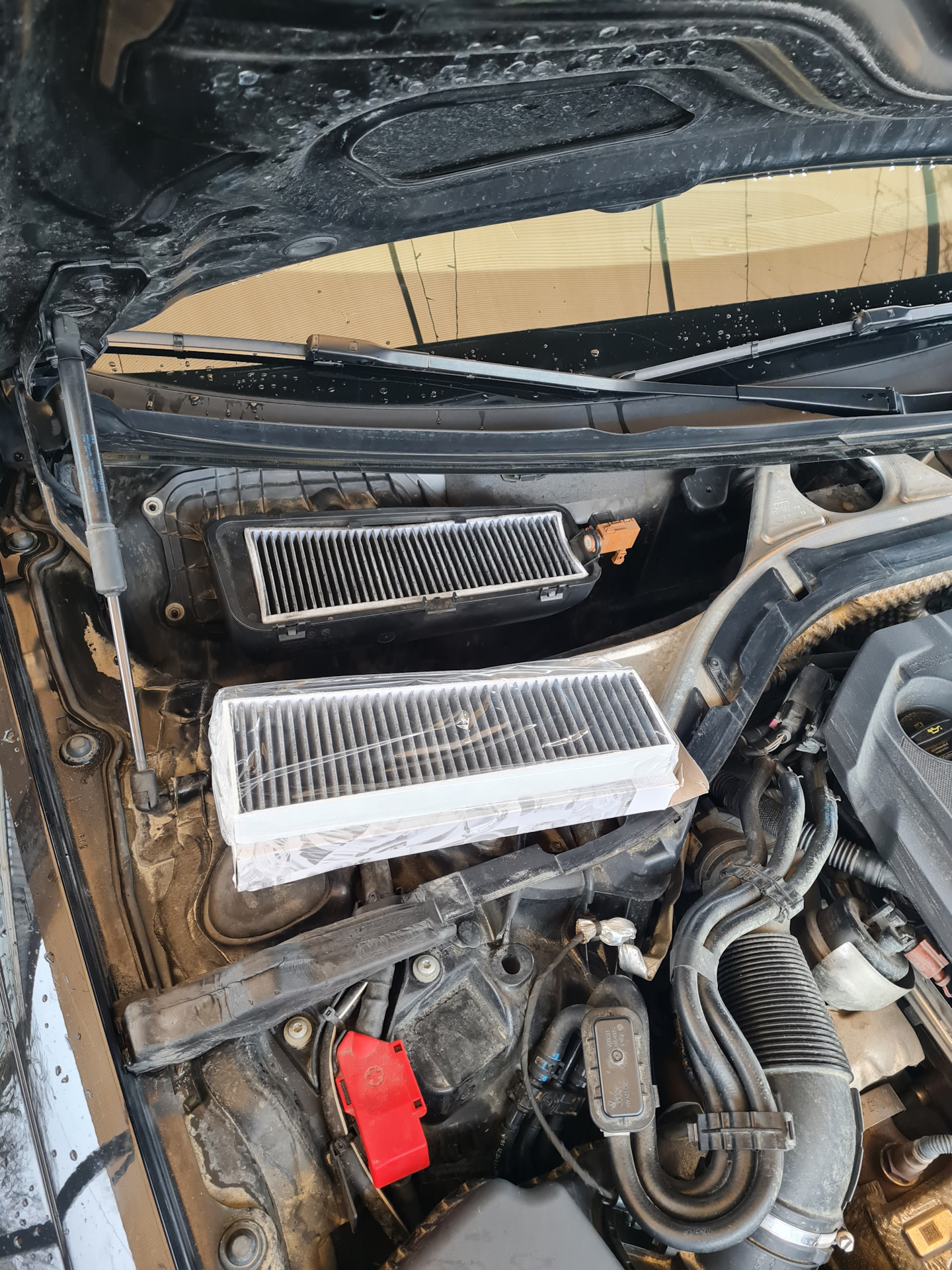 Дополнительный фильтр салона — Audi A6 (C7), 2 л, 2017 года ...