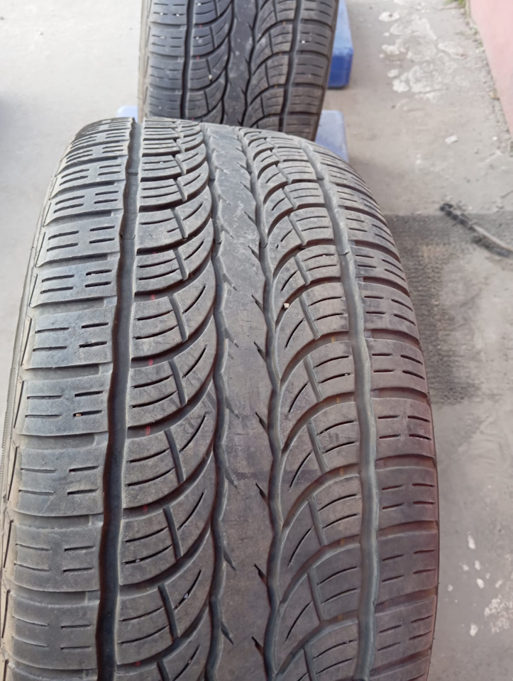 Шины летние 285/50 R20, литые диски MKW 9Jx20 ET50 5x150 на Toyota Land ...
