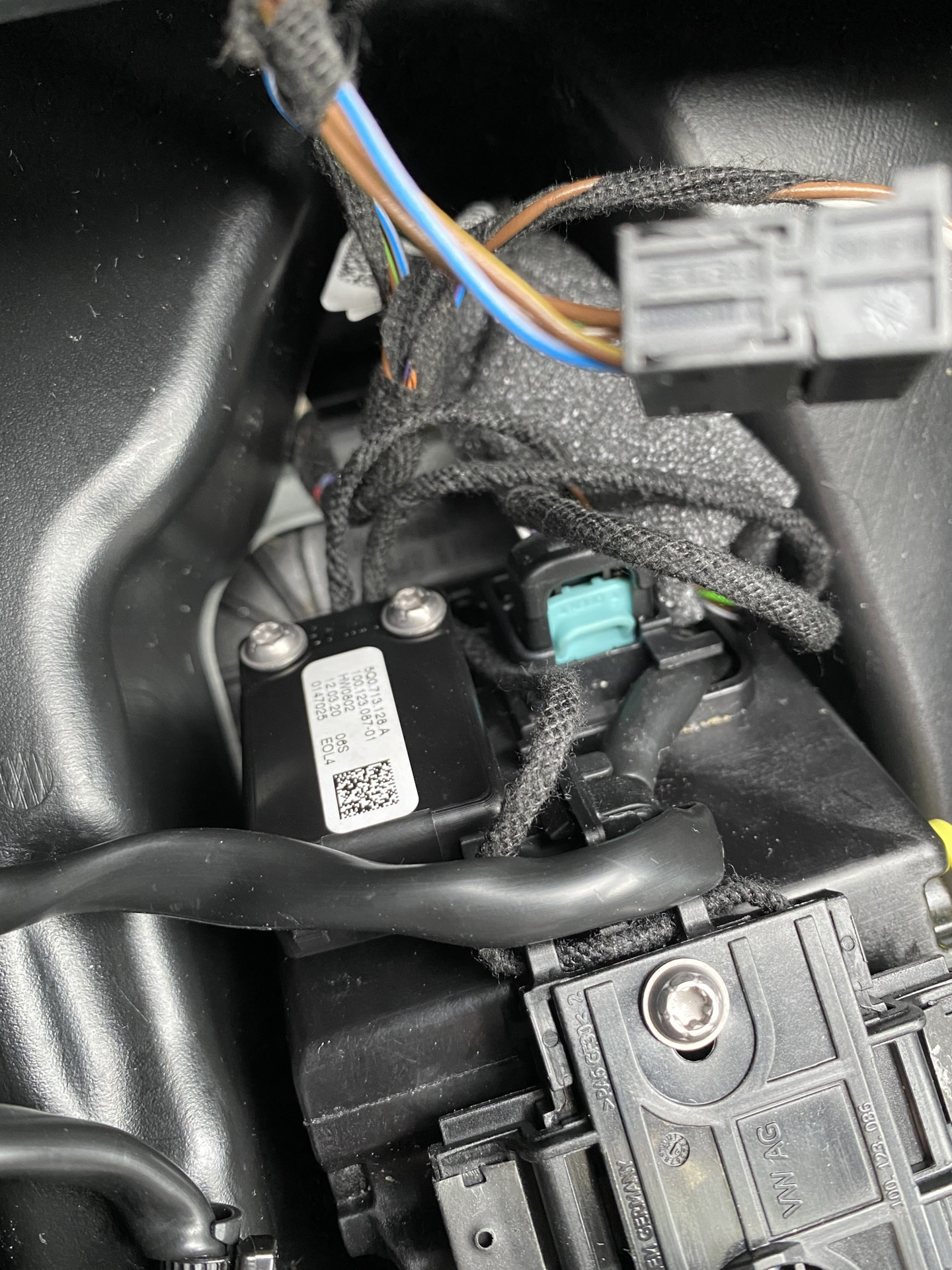 Внедрение микровыключателя 5Q0713128A — Skoda Octavia A7 Mk3, 1,4 л ...