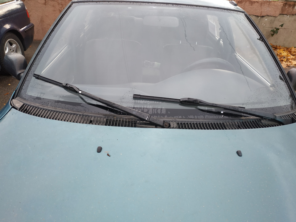 Новые стеклышки — Toyota Corolla (100), 2 л, 1992 года | визит на ...