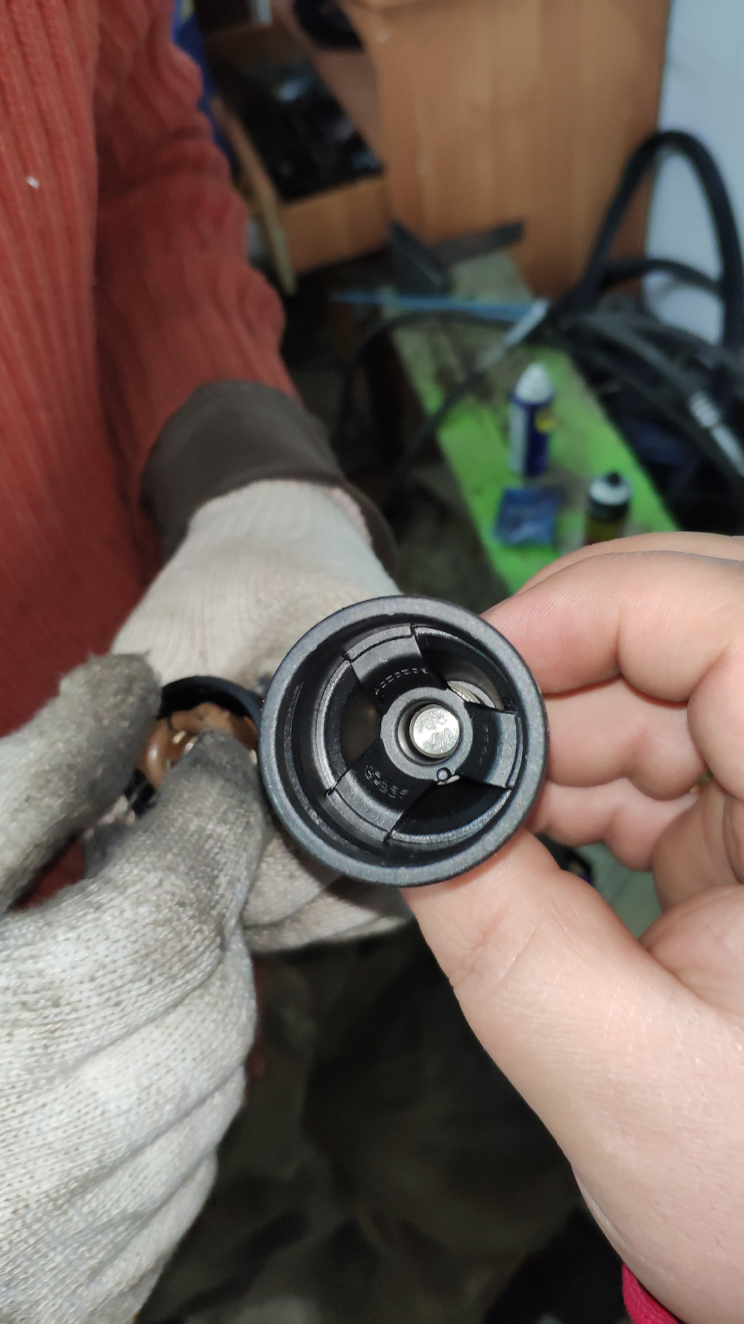 термостат 059 121 113N — DRIVE2