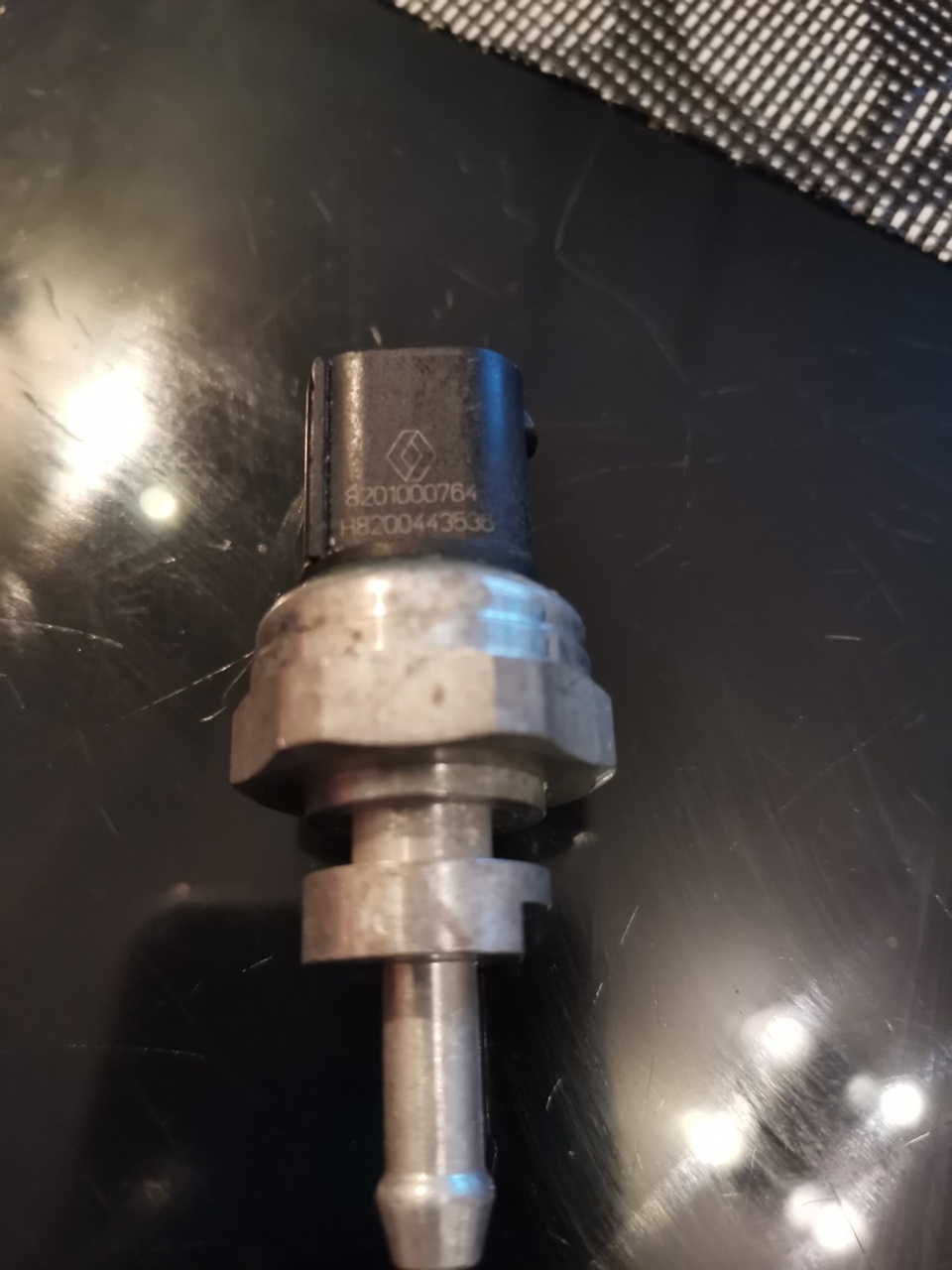 8201000764 Датчик давления топлива RENAULT | Запчасти на DRIVE2