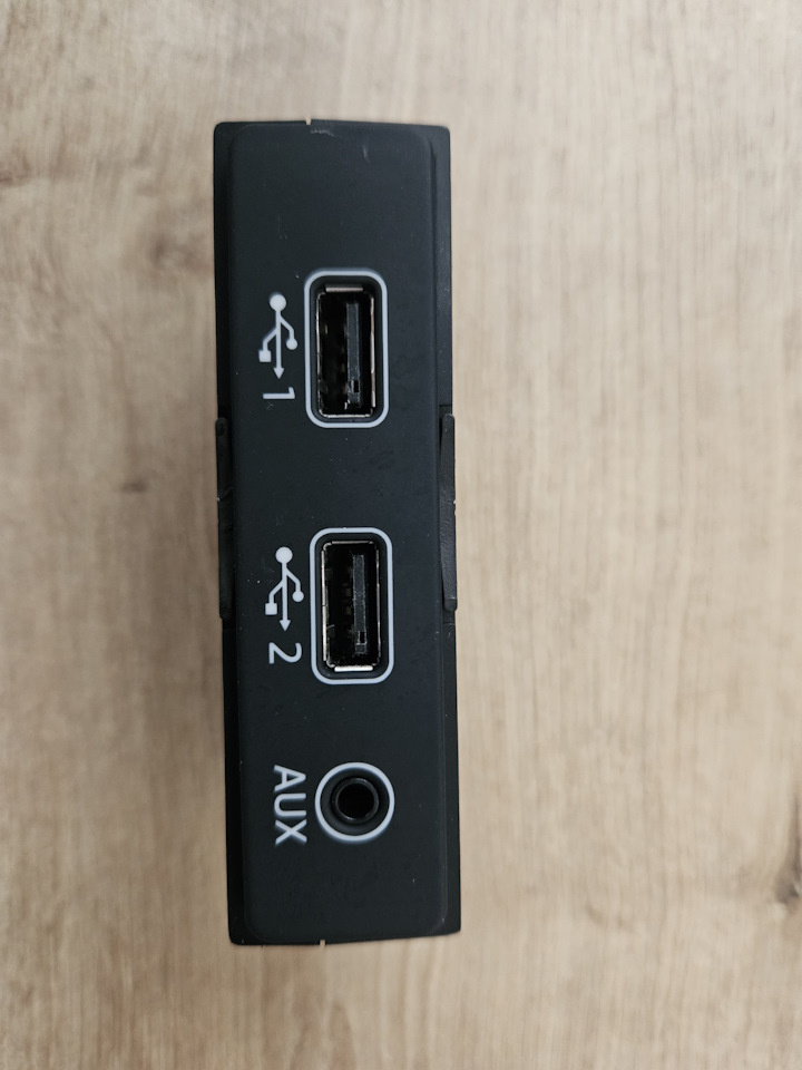 uSB Hub, AUX на Audi Q5 (2G), Audi A4 (B9), Audi A5 (2G), Audi Q7 (2G ...
