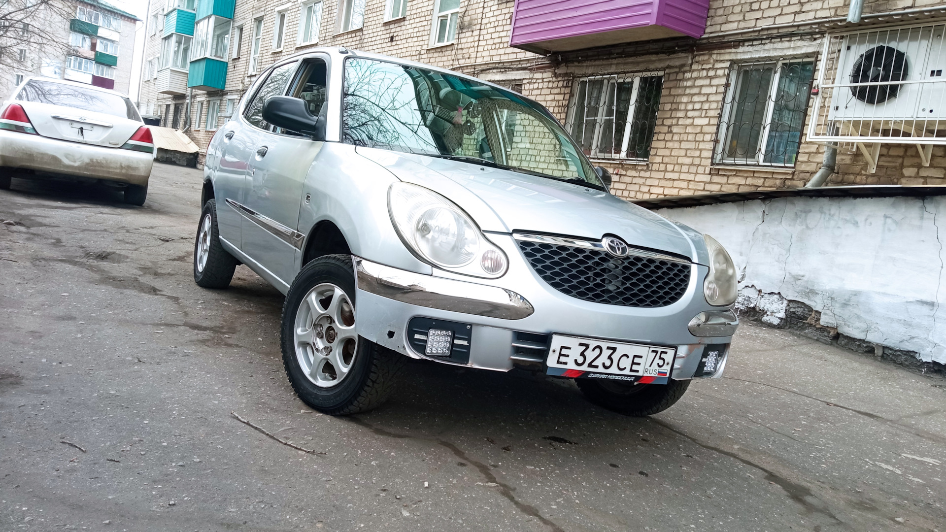 Toyota Duet 1.0 бензиновый 2003 | на DRIVE2