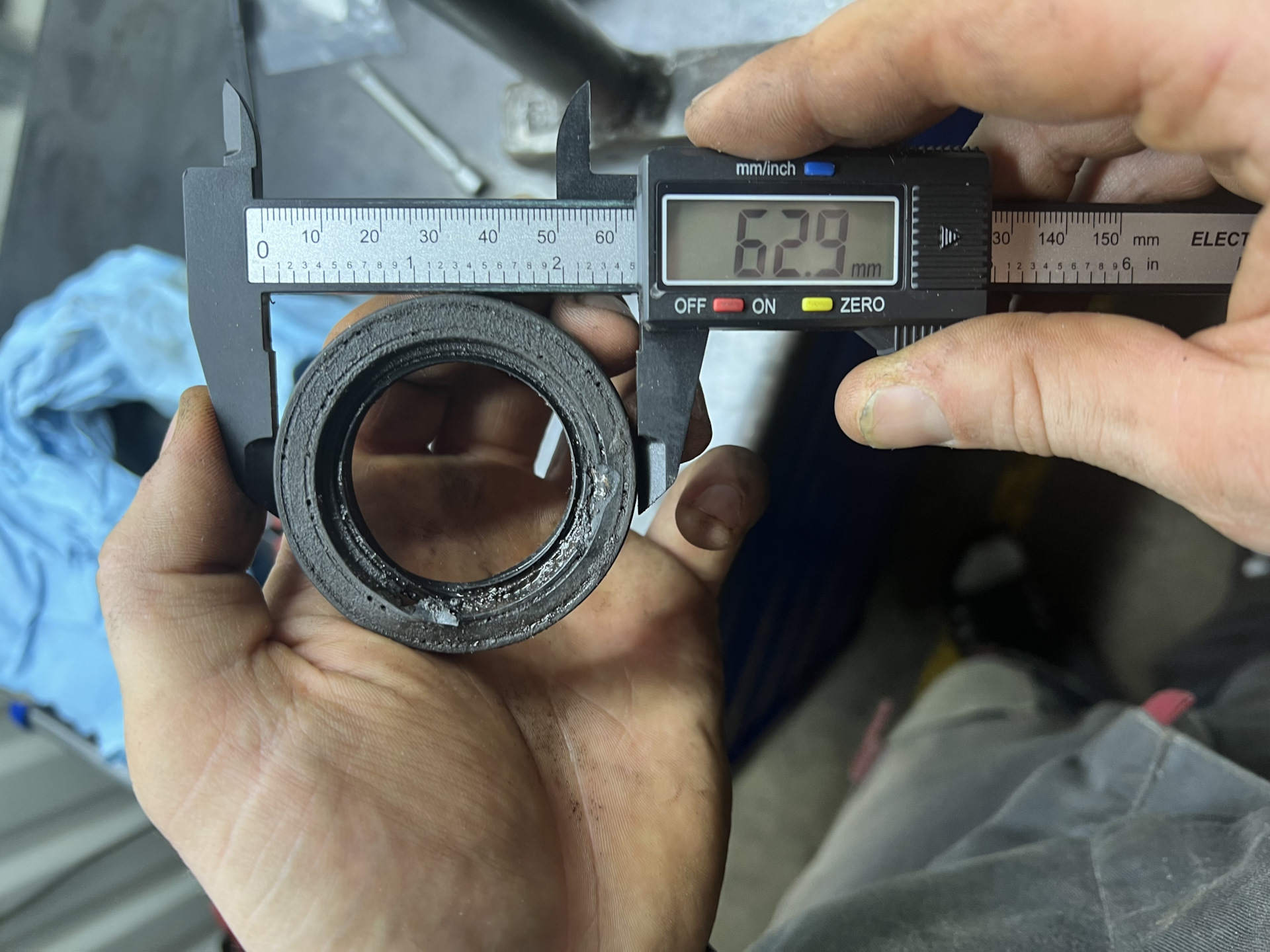 Замена сальника ПП или кто кого пытался на… обмануть — Volkswagen Polo ...