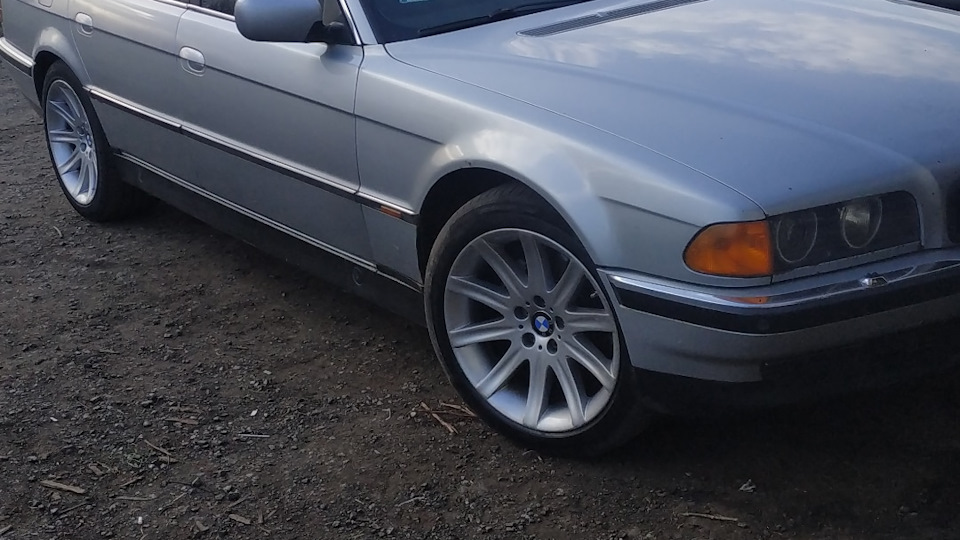 BMW 7 series (E38) 3.5 бензиновый 1998 | 735 v8 на DRIVE2