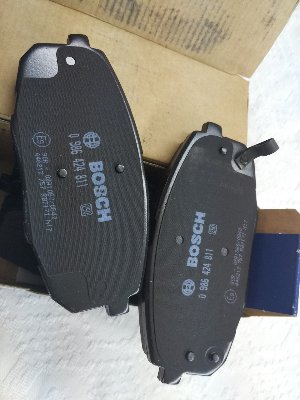 0986424811 Тормозные колодки дисковые (перед.) BOSCH | Запчасти на DRIVE2