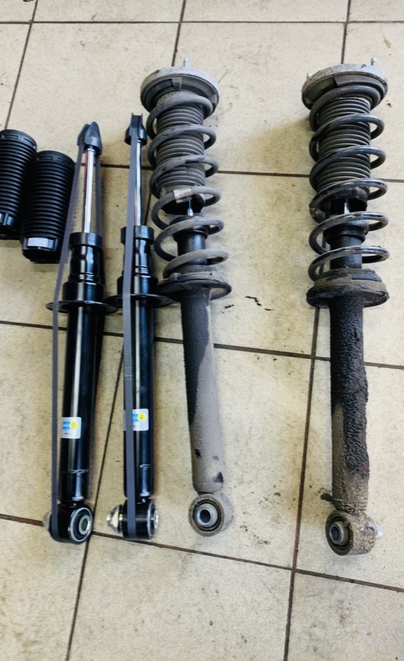 Замена задних амортизаторов G30 — BMW 5 series (G30), 2 л, 2018 года ...