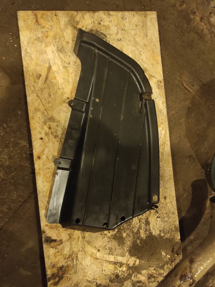 A2046900307 Экран теплозащитный патрубка выхлопного MERCEDES | Запчасти ...