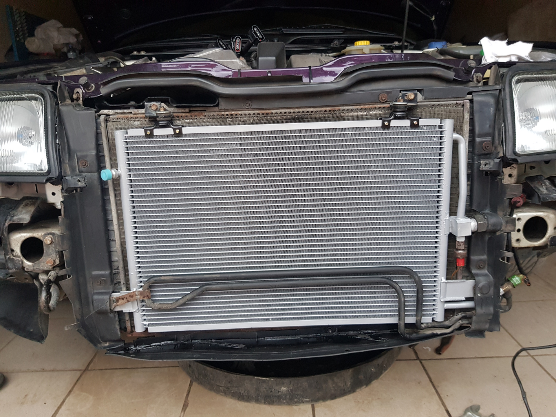 Замена радиатора кондиционера — Audi S4 (C4), 2,2 л, 1992 года ...