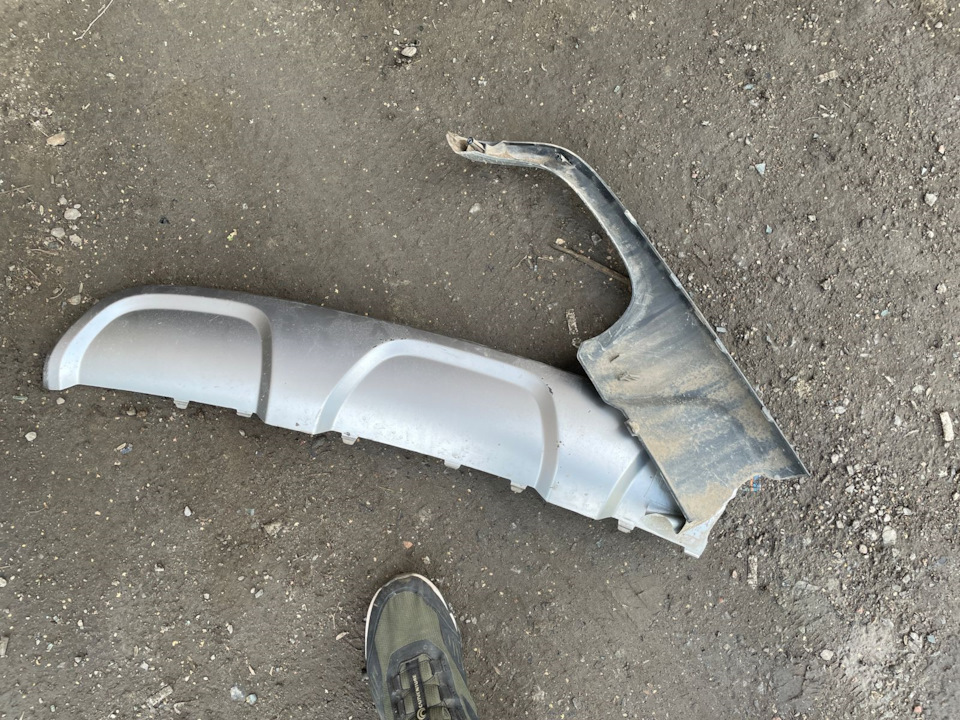 Накладка заднего бампера Hyundai Santa Fe 3 — Hyundai Santa Fe (3G), 2 ...