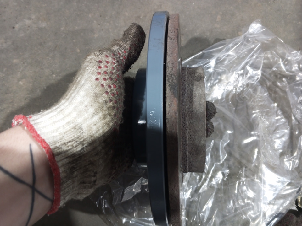 [51] Замена передних ступичных подшипников, тормозных дисков, колодок и ...