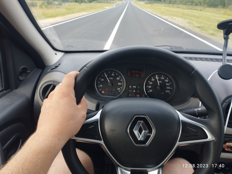 Руль от логан 2 в логан 1 — Renault Logan (1G), 1,4 л, 2011 года ...