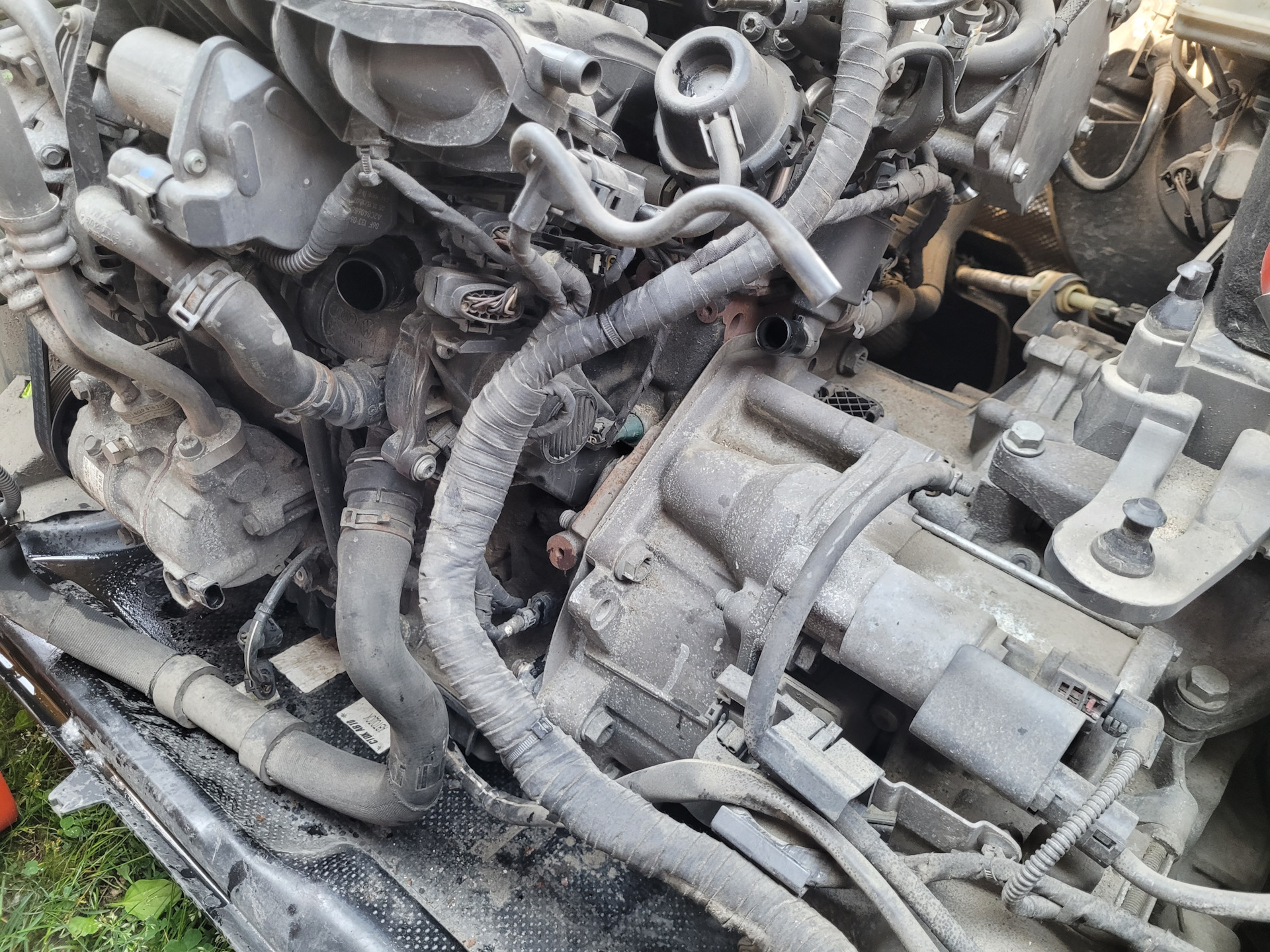 Устранение течи антифриза (Тройник) — SEAT Leon FR (Mk3), 1,8 л, 2013 ...