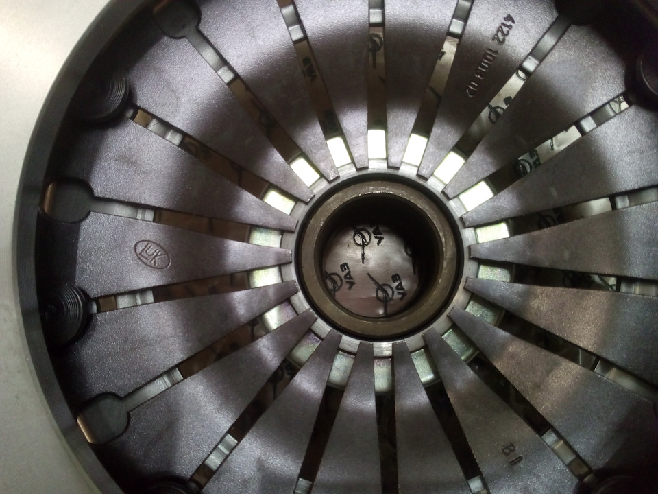 41221013 Iveco | Запчасти на DRIVE2