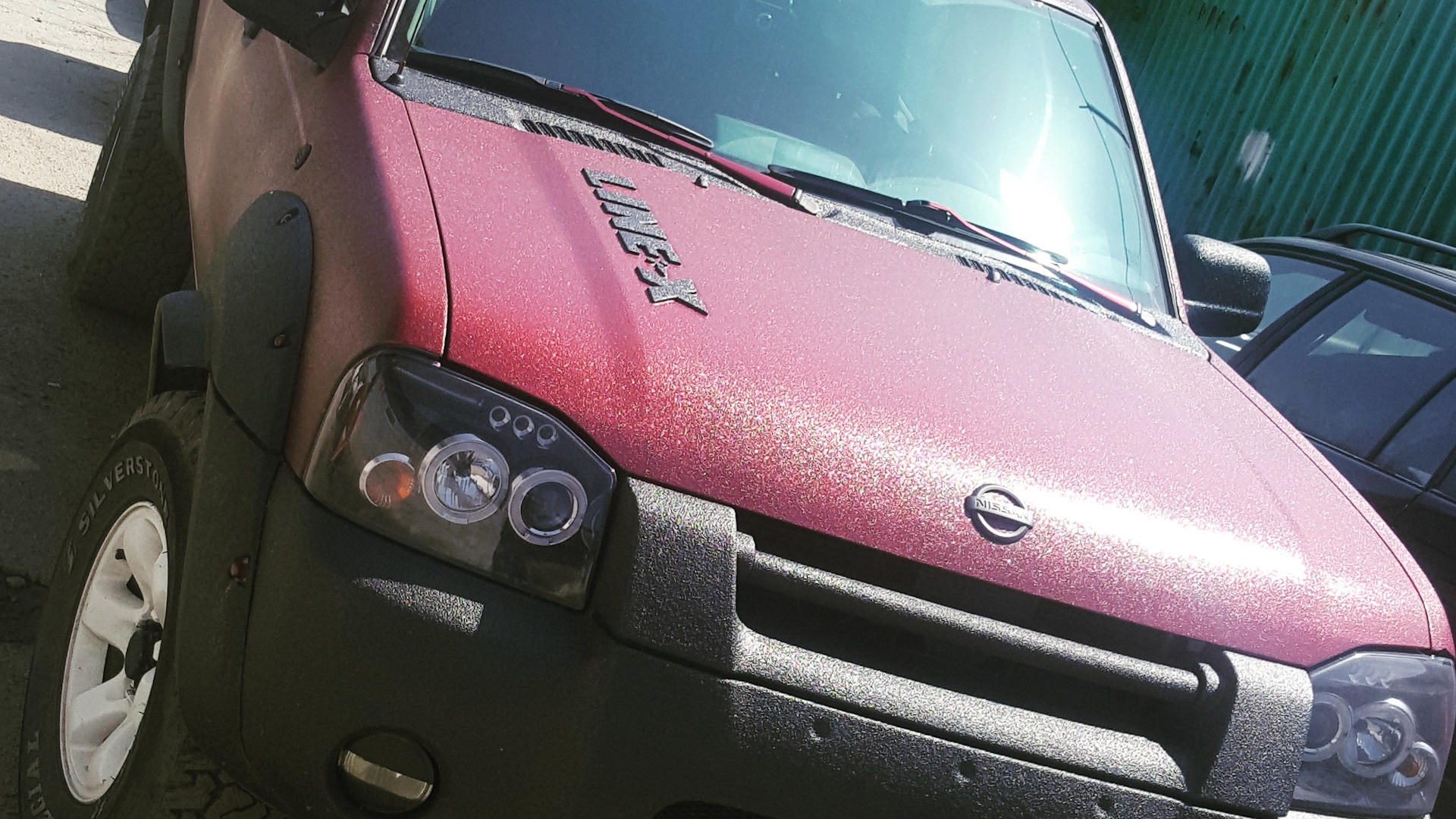 Nissan Frontier (1G) 3.3 бензиновый 2002 | Line-x, Red metallic. на DRIVE2