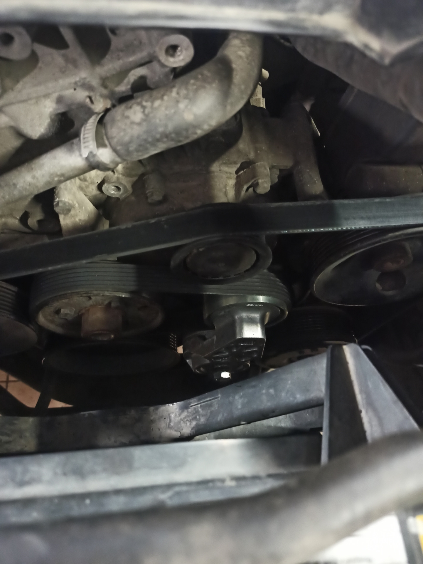 Доработка натяжителя ремня — SsangYong Rexton (2G), 2,7 л, 2009 года ...