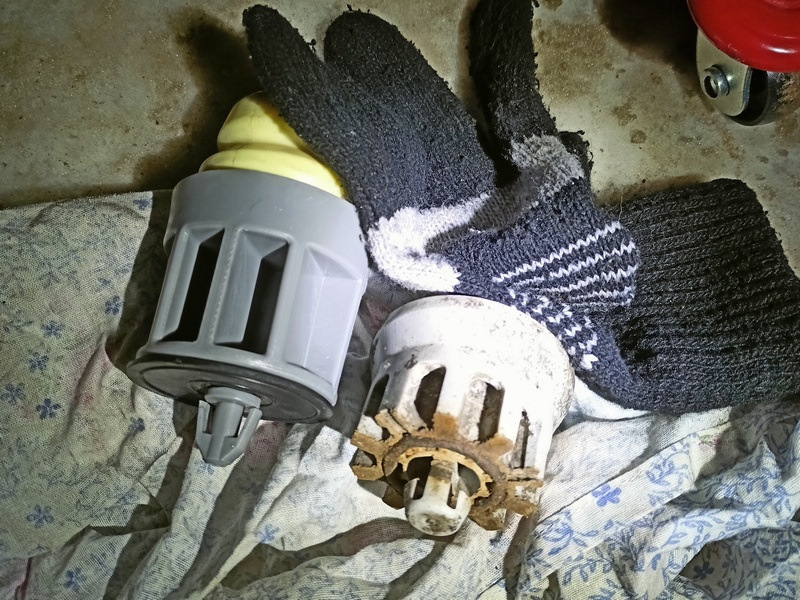 ⚒Замена отбойника задней балки (развалился) — Peugeot 2008 (1G), 1,6 л ...