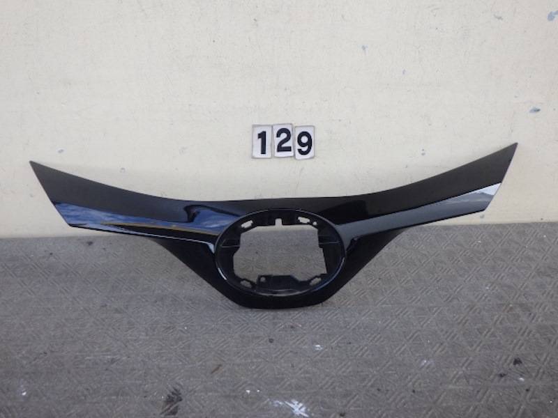 GR Vol.4 — Решетка. 53111-10490 — Toyota C-HR, 1,2 л, 2017 года ...