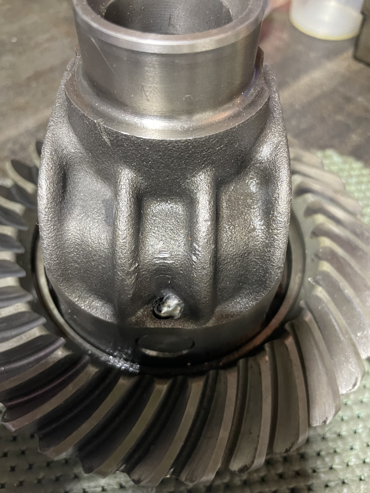 Взвыл задний редуктор — Jeep Grand Cherokee (WK2), 3,6 л, 2012 года ...