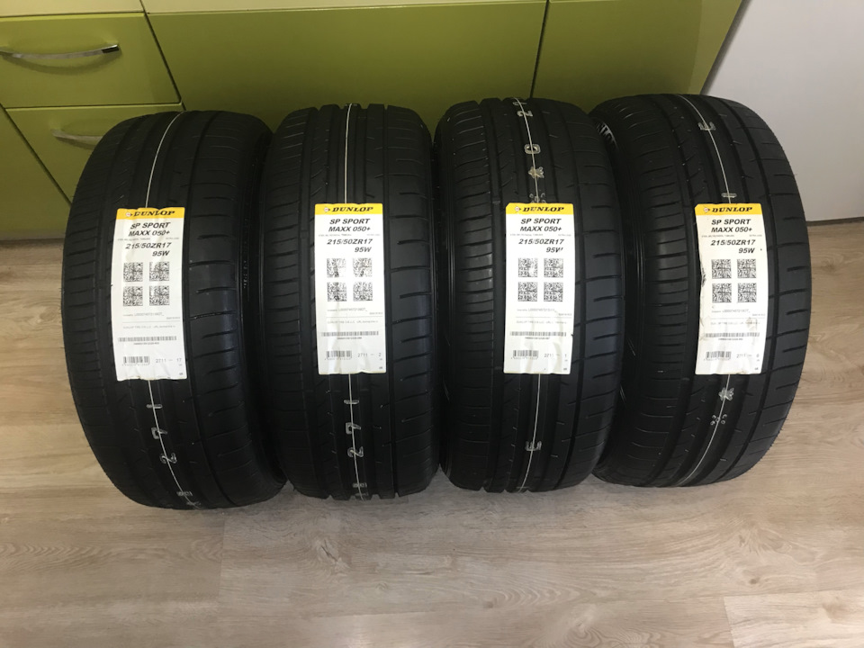 Летние шины Dunlop SportMaxx 050+ — Opel Astra J, 1,6 л, 2011 года ...
