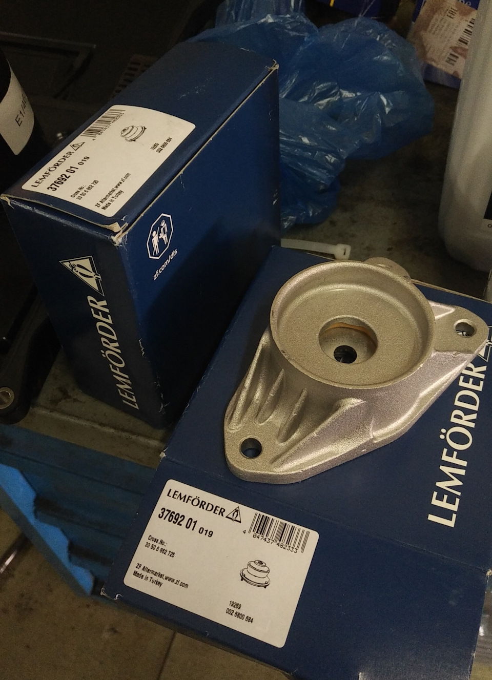 33506862725 Верхняя опора амортизационной стойки BMW | Запчасти на DRIVE2