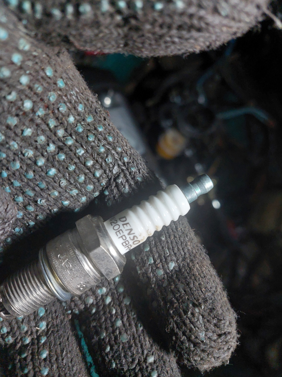 W20EPBRS Свеча W20EPBR-S DENSO | Запчасти на DRIVE2