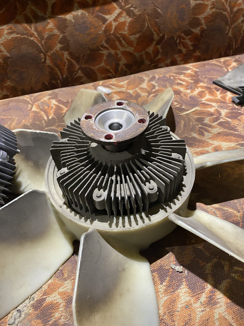 №21 (08.01.2023) — поменял вискомуфту — Toyota Land Cruiser Prado 120 ...