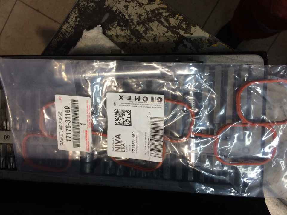 1717631160 Прокладка впускного коллектора TOYOTA LEXUS | Запчасти на DRIVE2