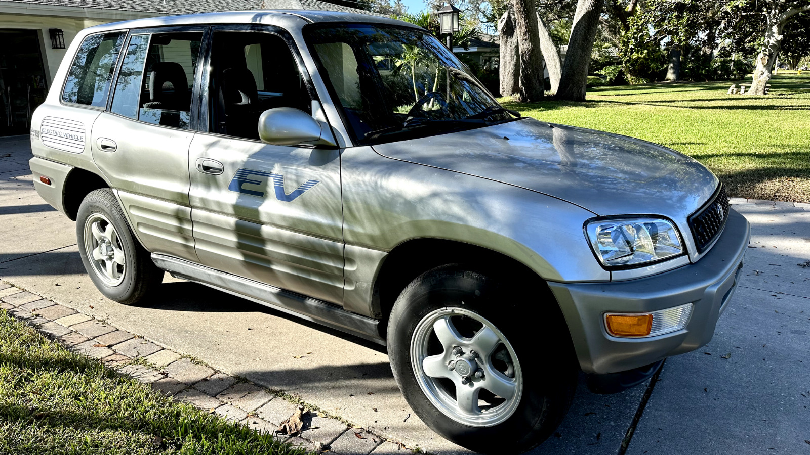 Toyota RAV4 EV (1G) электрический 2002 | Раритет на DRIVE2