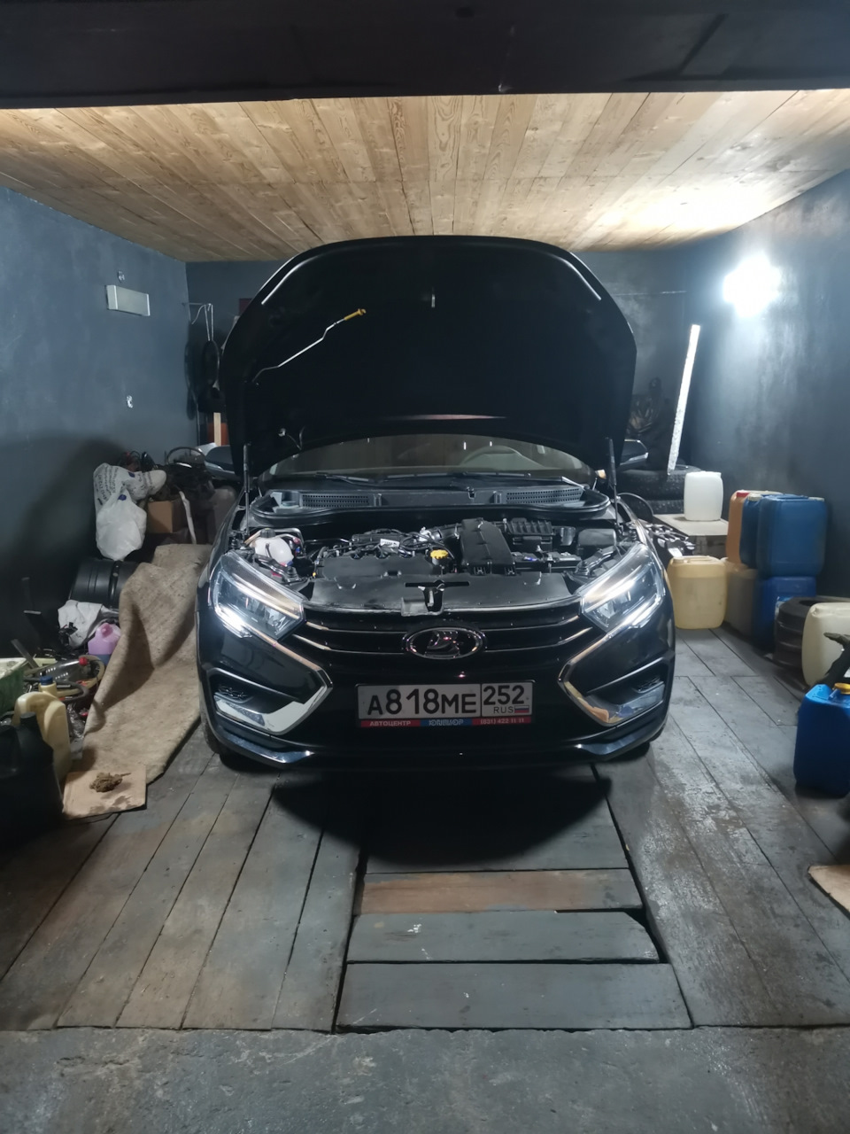 0 то + переобувка — Lada Vesta (NG), 1,6 л, 2023 года | плановое ТО | DRIVE2