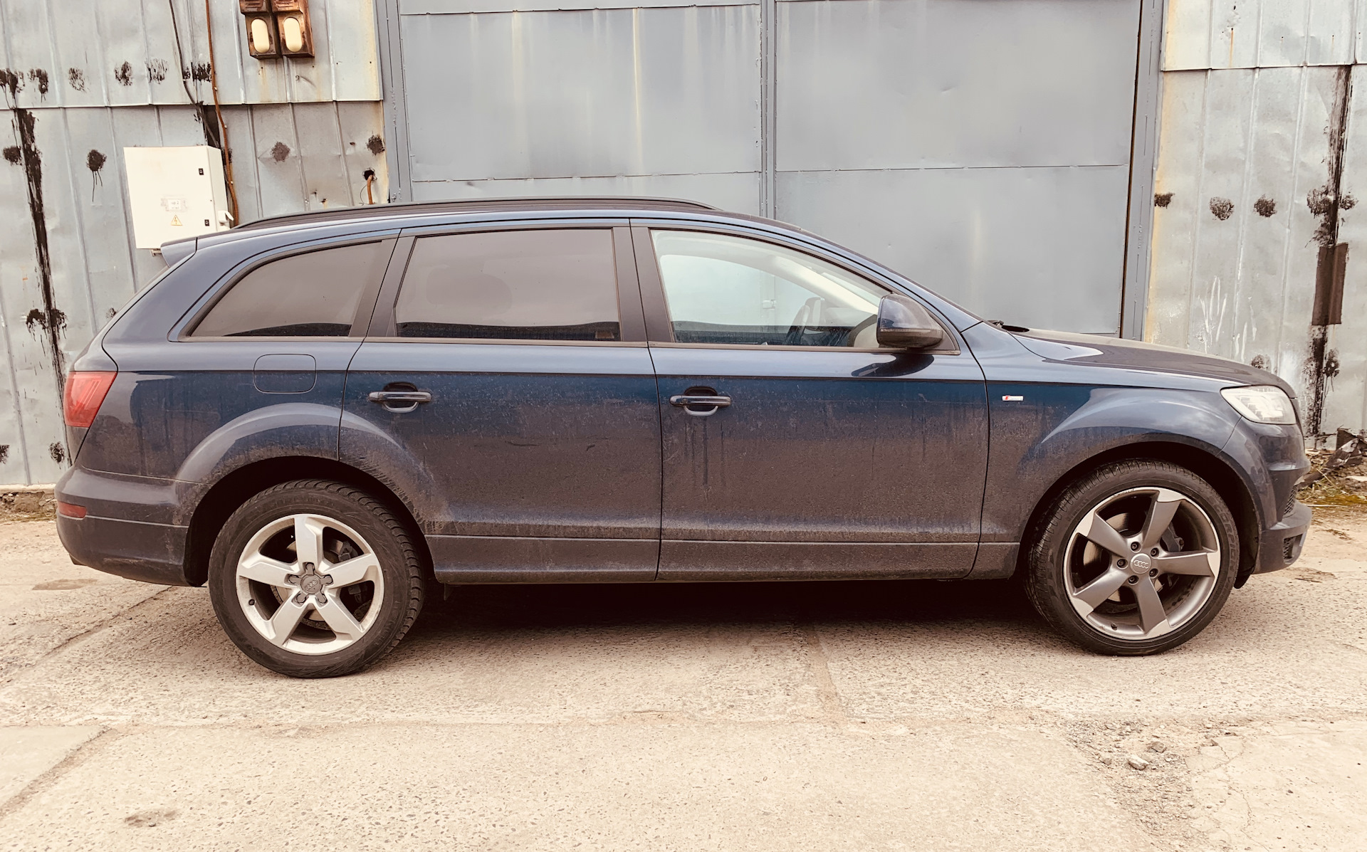 Rotor design R21 — Audi Q7 (1G), 3 л, 2014 года | колёсные диски | DRIVE2