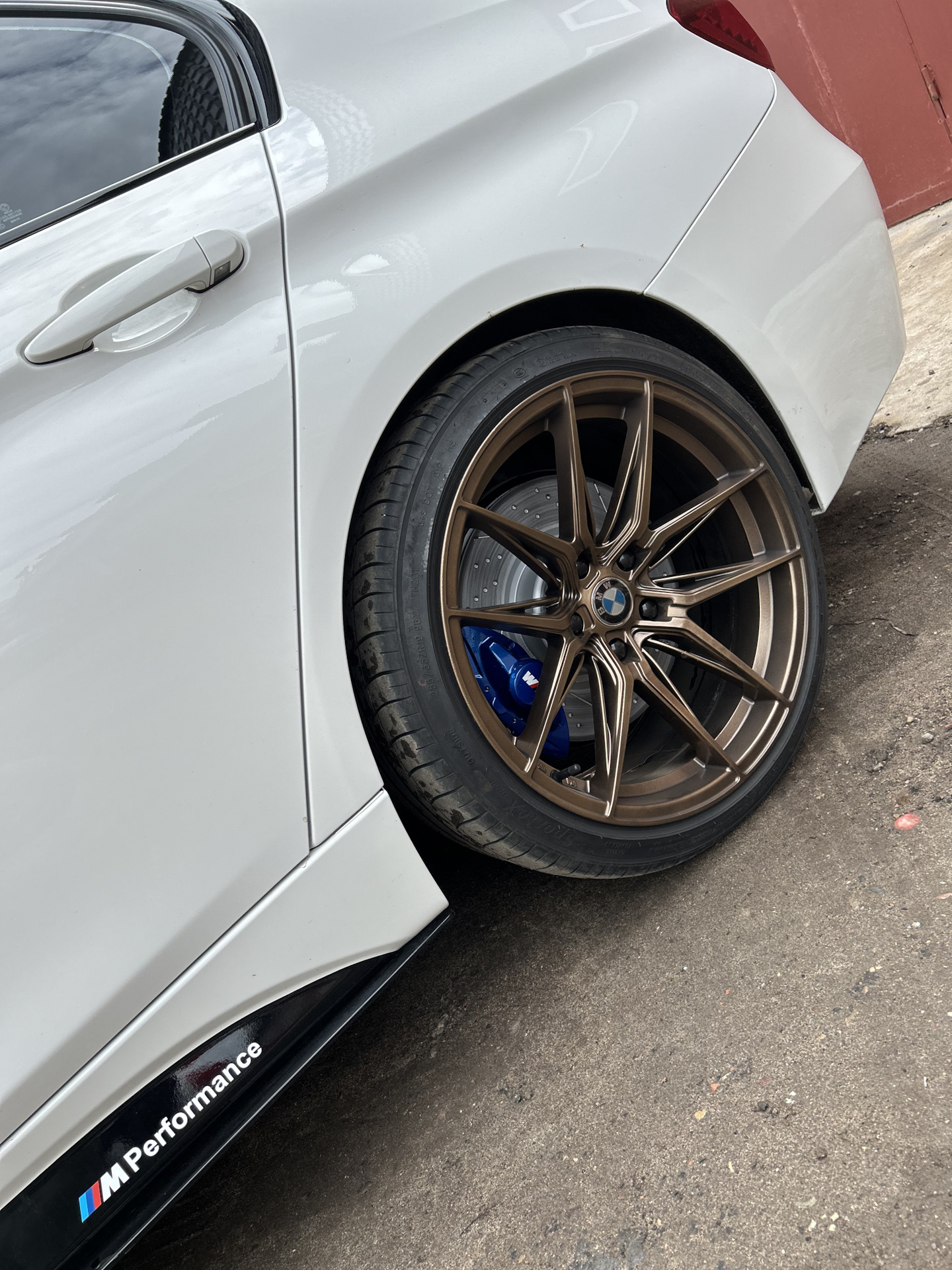 Тормоза m performance — BMW 3 series (F30), 2 л, 2012 года | тюнинг | DRIVE2