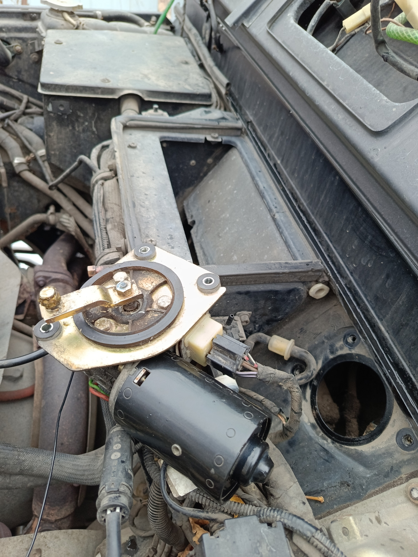 Перегорает предохранитель дворников W463 2000г — Mercedes-Benz G-Class ...