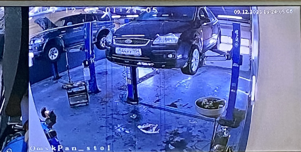 Замена задней ступицы — Ford Focus Sedan II, 2 л, 2005 года | визит на ...