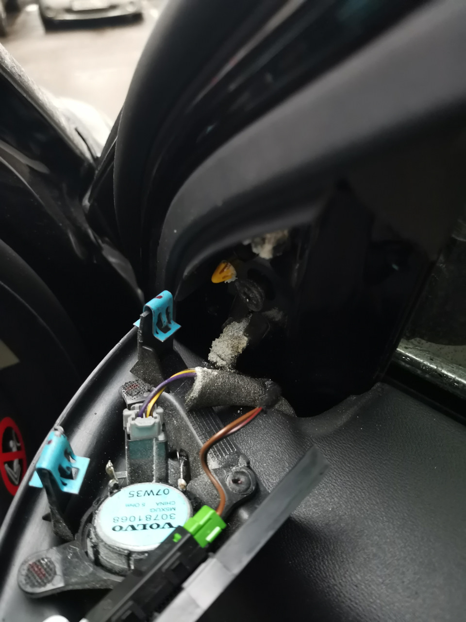 30781068 Рулевой наконечник, правый Volvo | Запчасти на DRIVE2