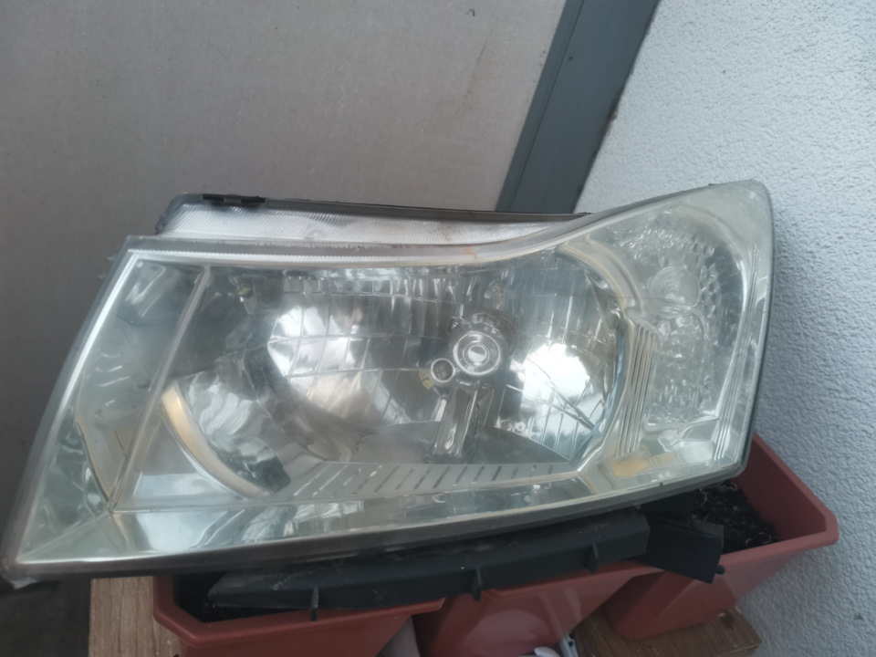 Фары на шевроле круз 2011г на Chevrolet Cruze (1G). Б/у | 3 000 ₽ в ...