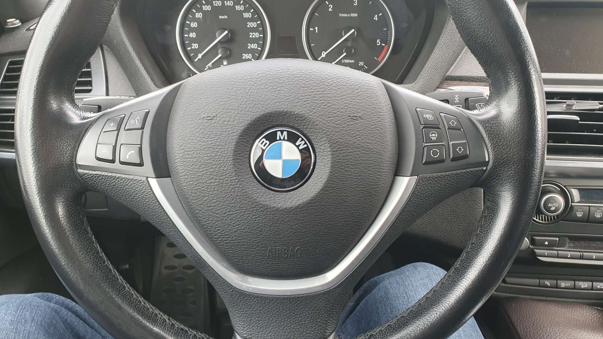 Отзывная кампания: замена надувных подушек безопасности BMW X5 E70 ...