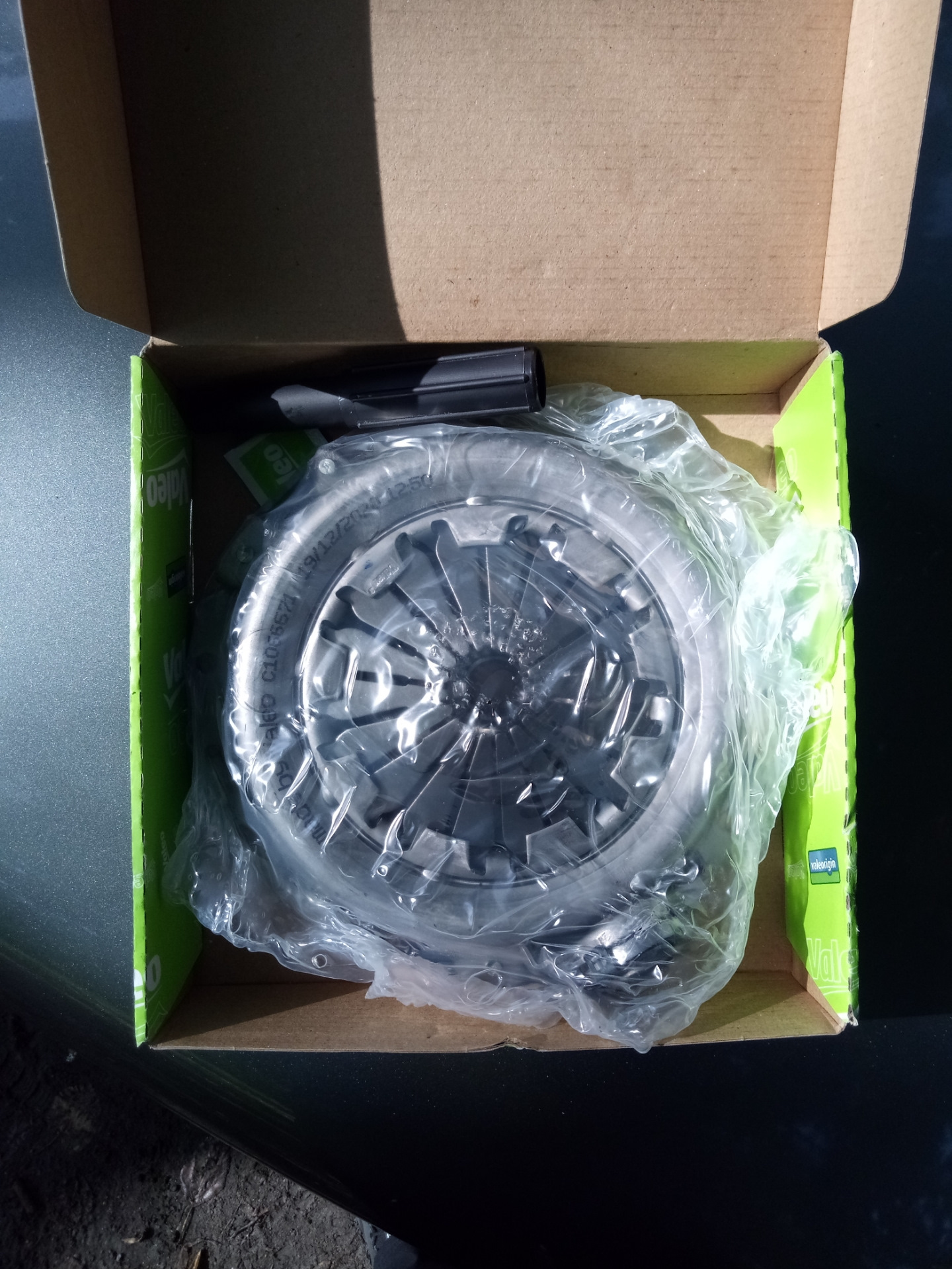 🛠️ 12. Замена сцепления, масла в коробке, сальников приводов и так по мелочи. — Lada 21124, 1,6 ...